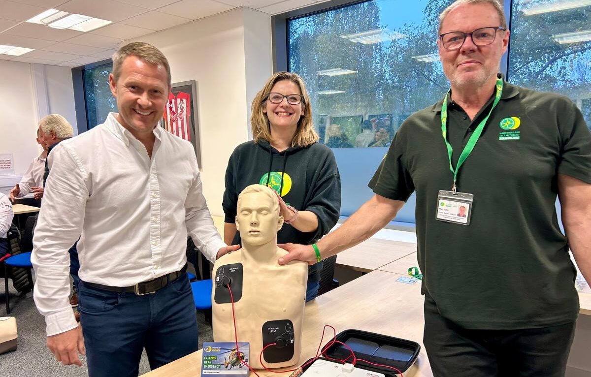 Local motor group staff become latest life-savers | Hampshire and Isle ...